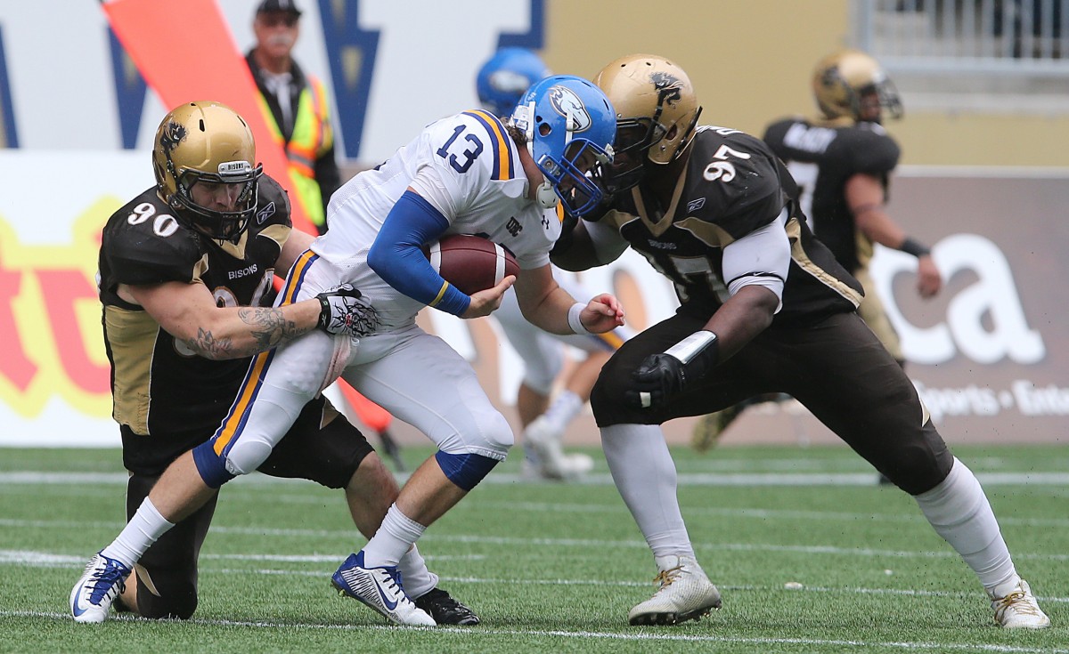 UM Today | Bisons Football secures 20-10 win over UBC at annual ...