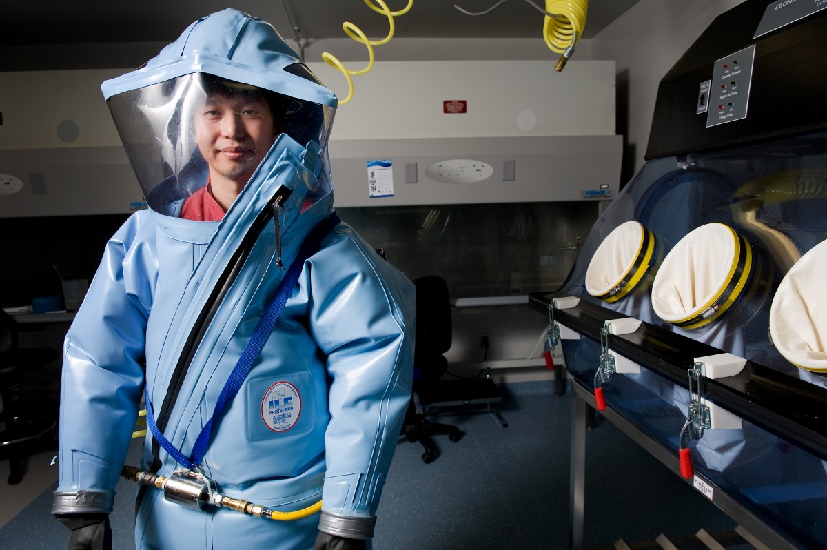 UM Today | Faculty of Graduate Studies | Gary Wong, a challenger in the ...